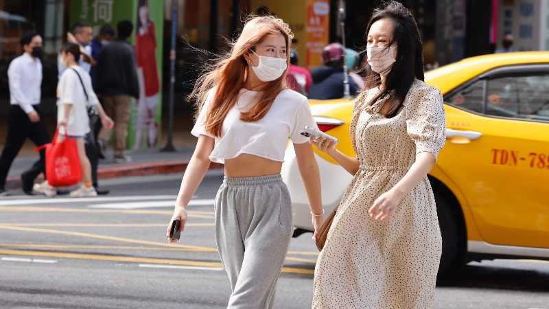 今本土增1萬7240例21死 49境外移入 | 社會焦點 - 太報 TaiSounds