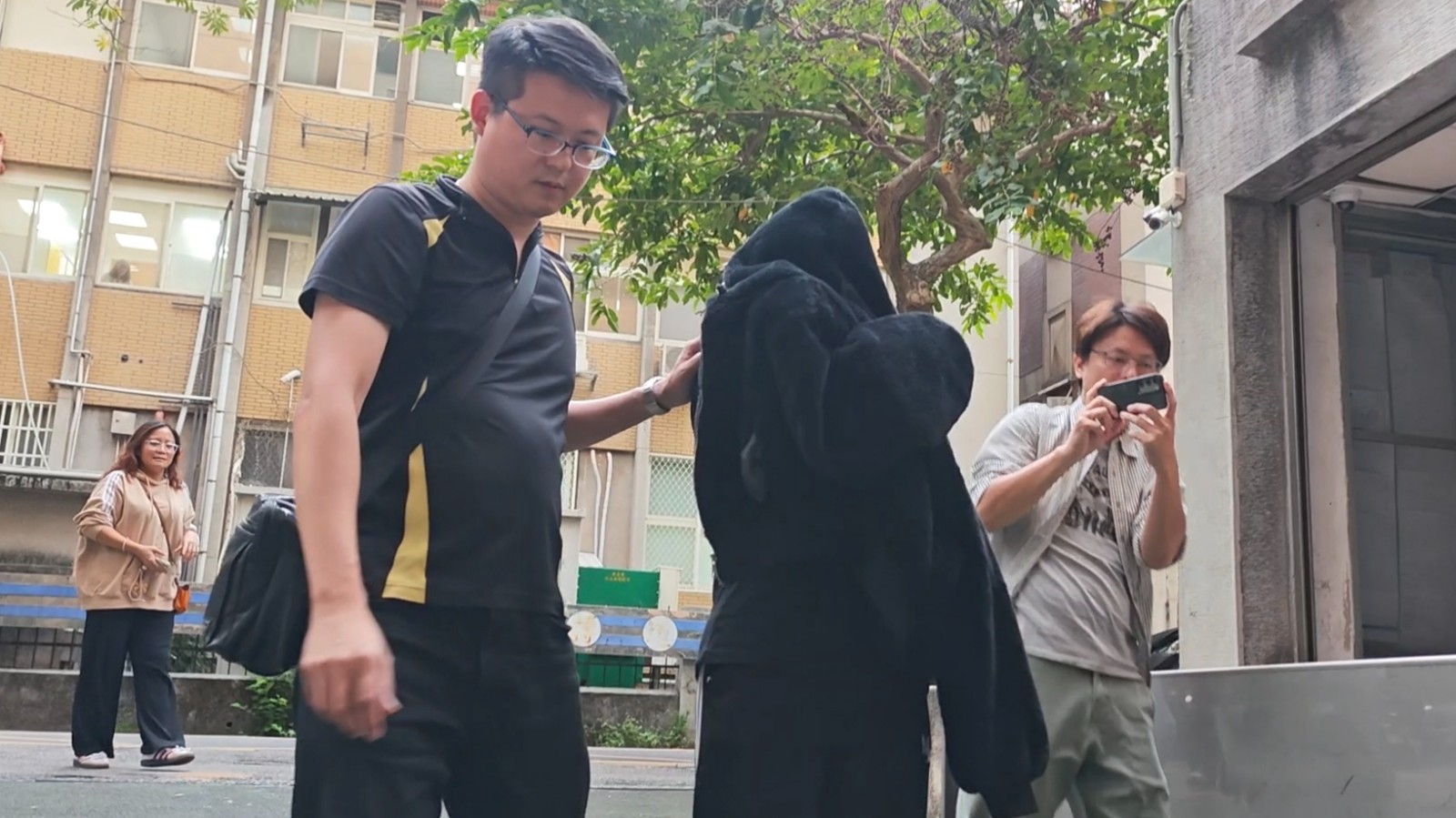 才因搶周杰倫門票被起訴 全台最大黃牛夫妻又因搶GD門票被逮 | 司法 - 太報 TaiSounds